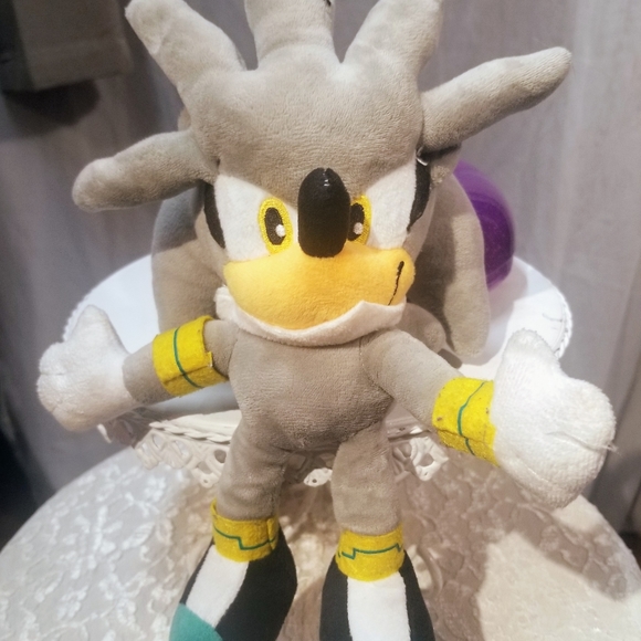 Nintendo | Toys | Sonic The Hedgehog Gray Sonic The Metallic Plush ...